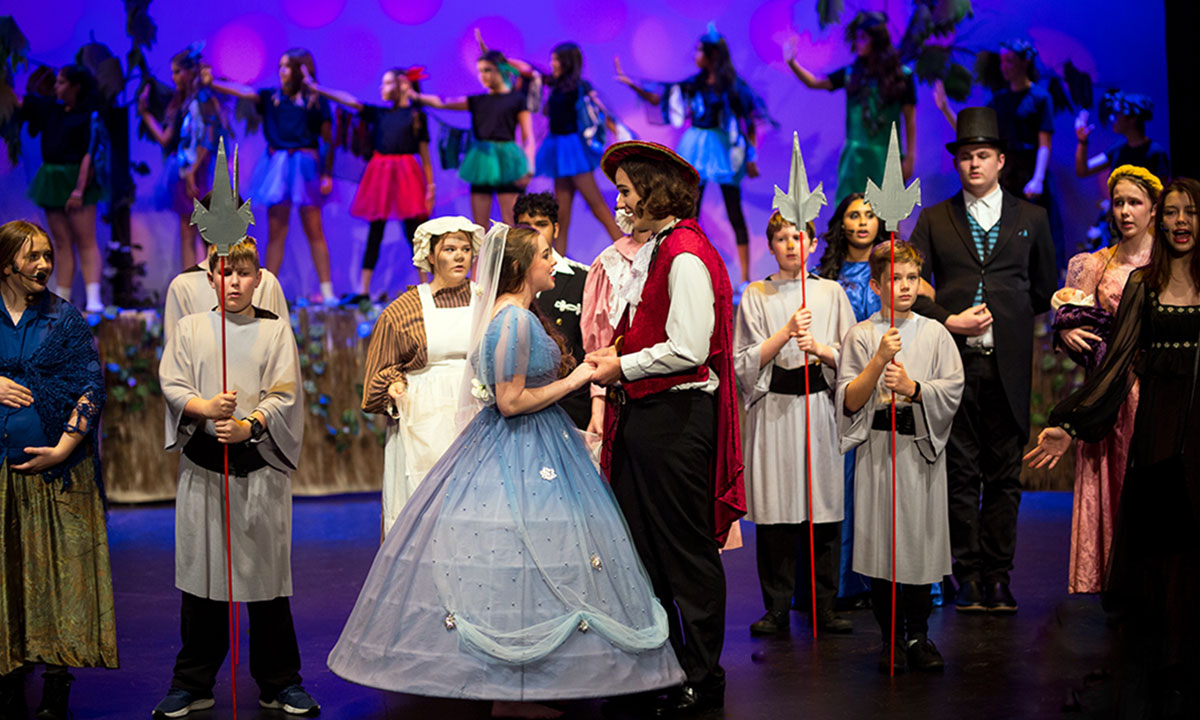 ACG Strathallan receives 27 nominations for outstanding school ...